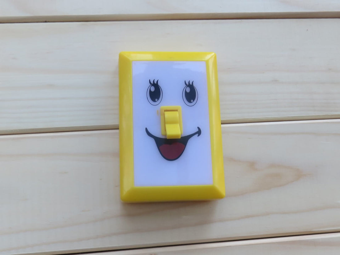 Emoji Funny Face Light Switch | Fun fidget for switch lovers – Sensory ...